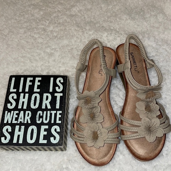 Saimeitu | Shoes | New Saimeitu Floral Creamtan Slingback Strappy ...